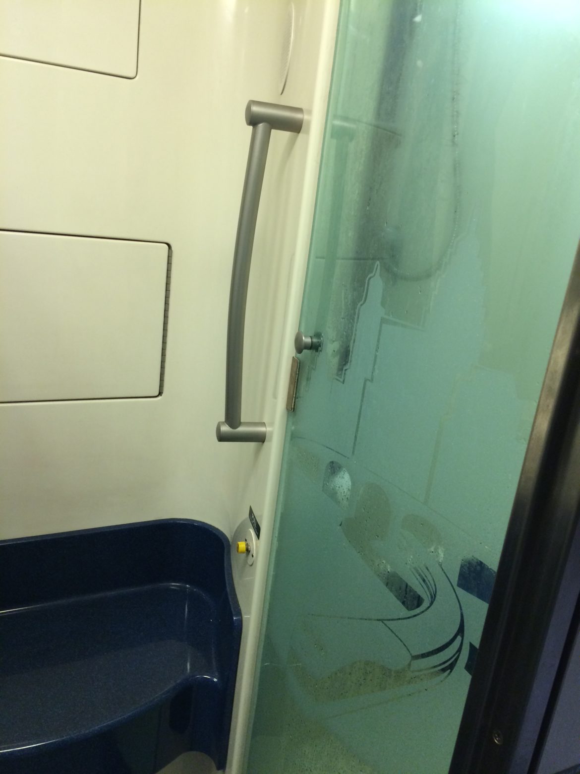 Showers On Amtrak: What You Need To Know - Travels With Kev
