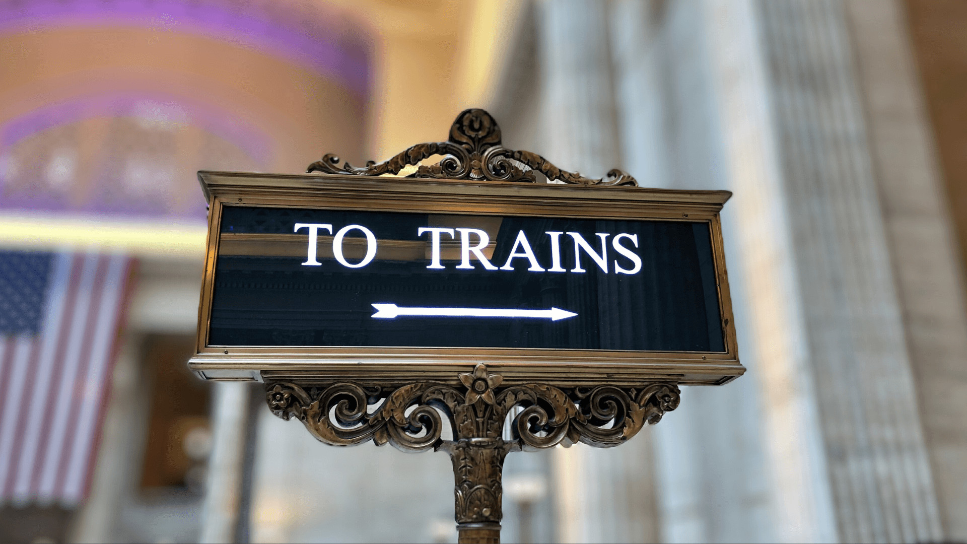 On-Time Performance of Amtrak Long-Distance Trains - TWK