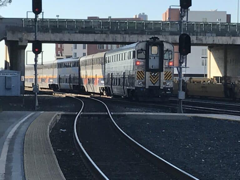Amtrak'Capitol Corridor: Schedule, Stops, & Route Guide -TWK